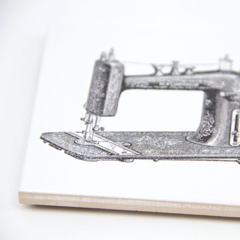 Sewing Machine - SANTA TOSTA